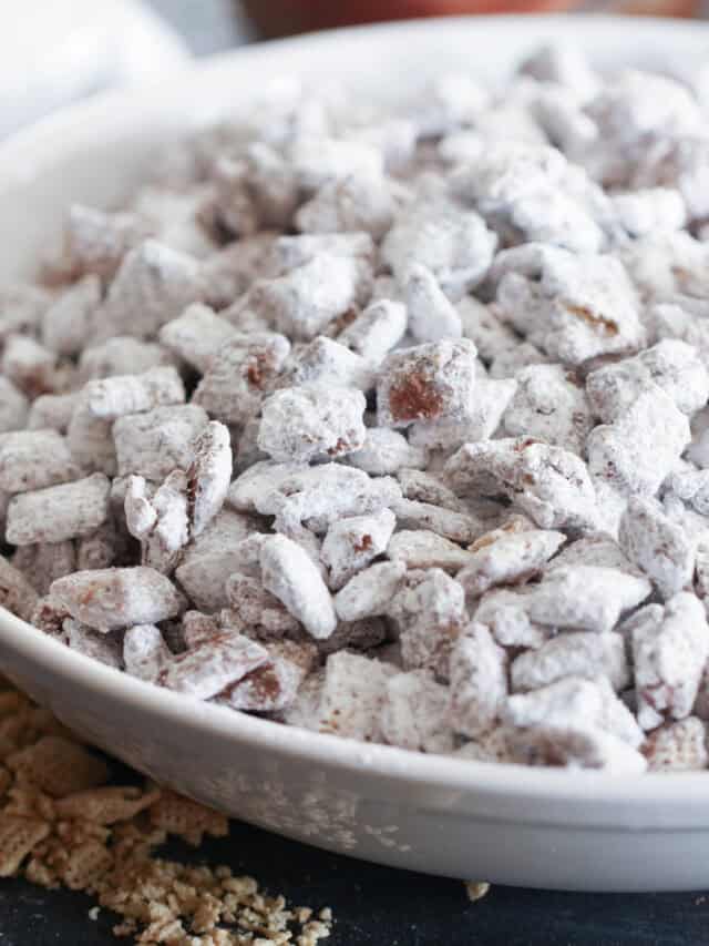 Reindeer Poop Chex Mix