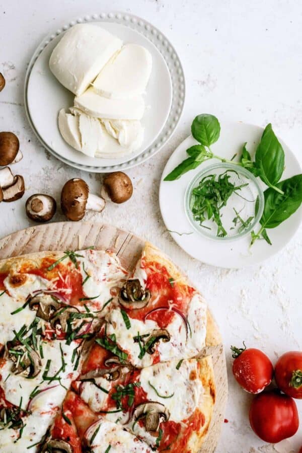 Pan Pizza Crust Recipe - Six Sisters' Stuff