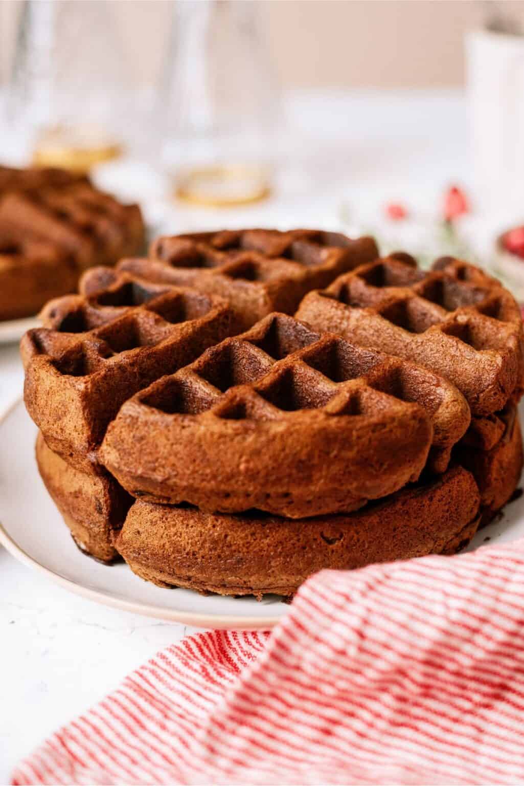 Gingerbread Waffles Recipe - Six Sisters' Stuff