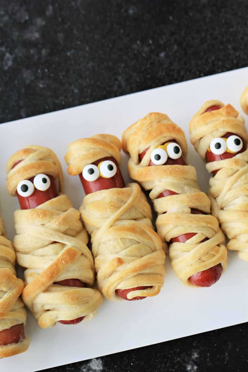Halloween Mummy Dogs Recipe - Six Sisters' Stuff