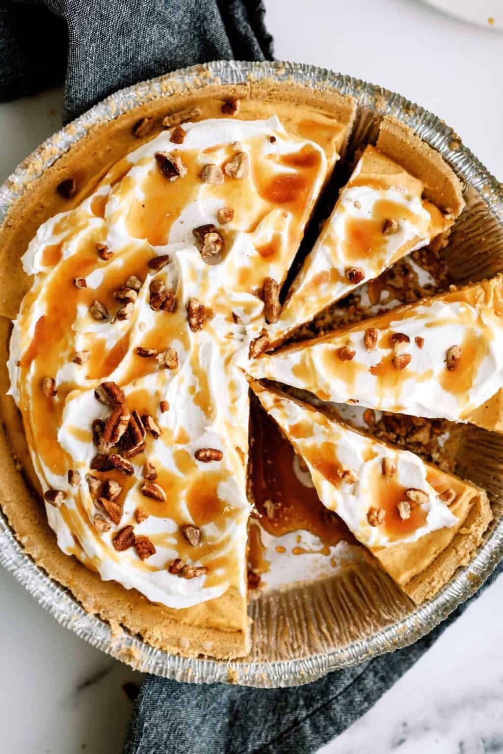 Caramel Pecan Turtle Pumpkin Pie Recipe - Six Sisters' Stuff