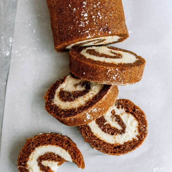 Homemade Pumpkin Roll Recipe - Six Sisters' Stuff
