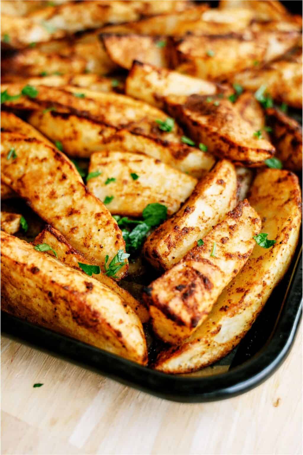 Oven-Baked Seasoned Steak Fries Recipe - Six Sisters' Stuff