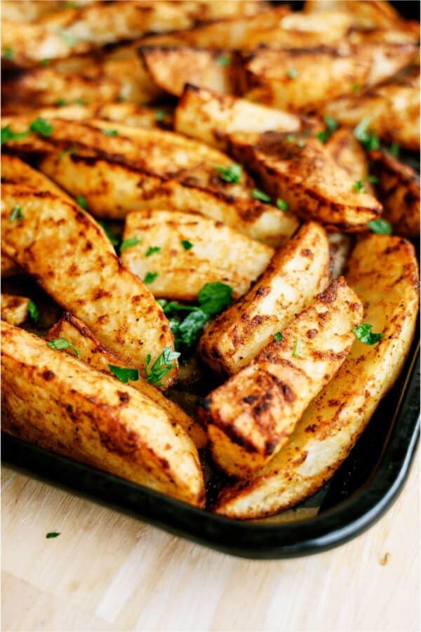 Oven-Baked Seasoned Steak Fries Recipe - Six Sisters' Stuff