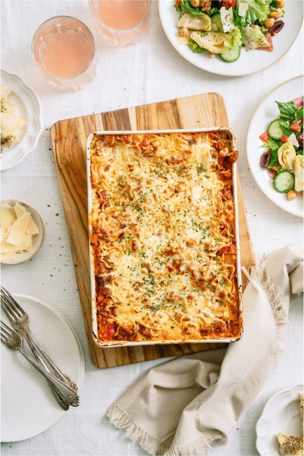 Easy Homemade Lasagna Recipe - Six Sisters' Stuff