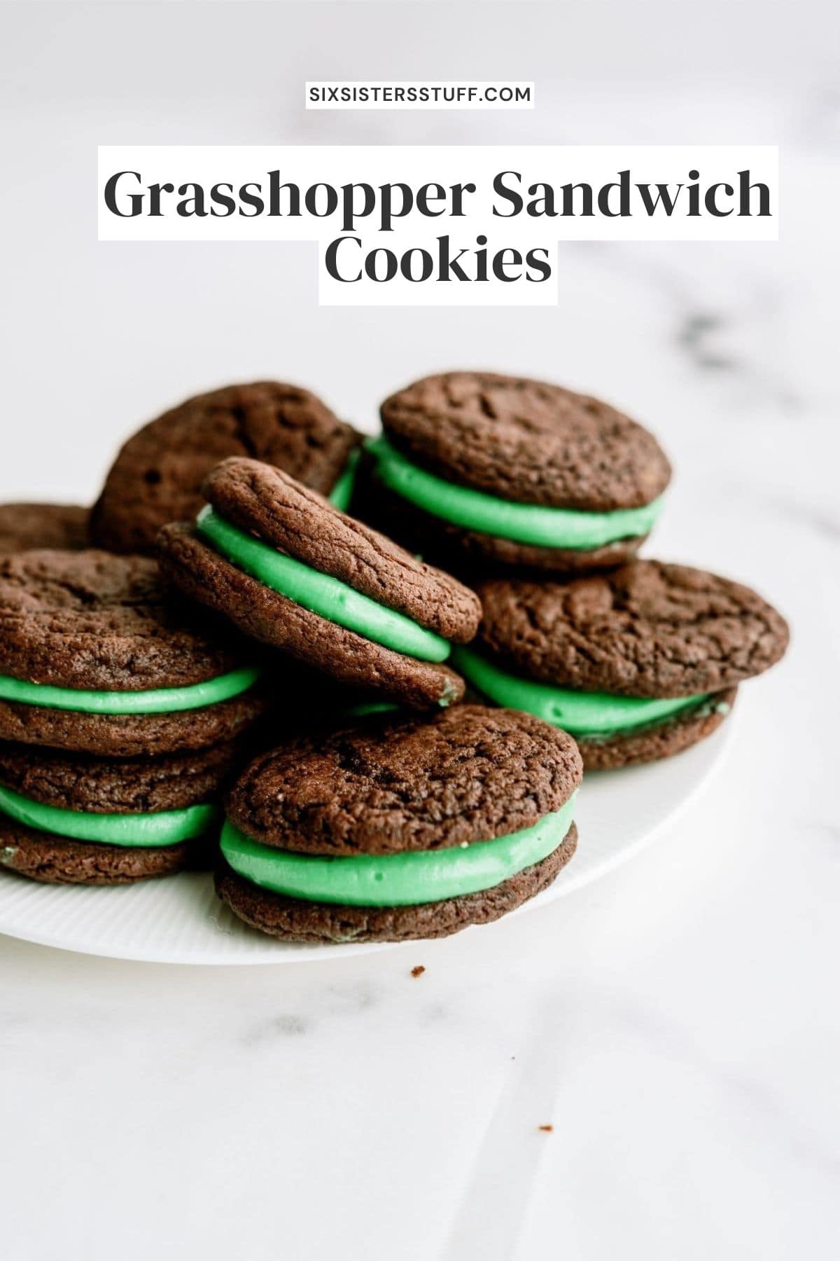 Grasshopper Sandwich Cookies Recipe - Six Sisters' Stuff