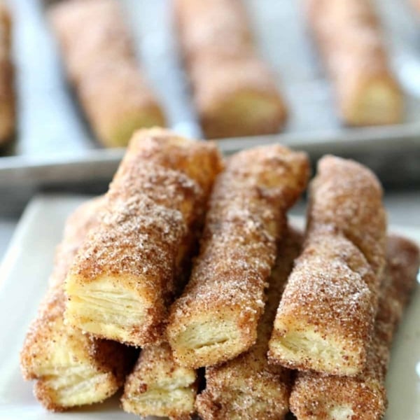 Puff Pastry Baked Churro Recipe - Six Sisters' Stuff