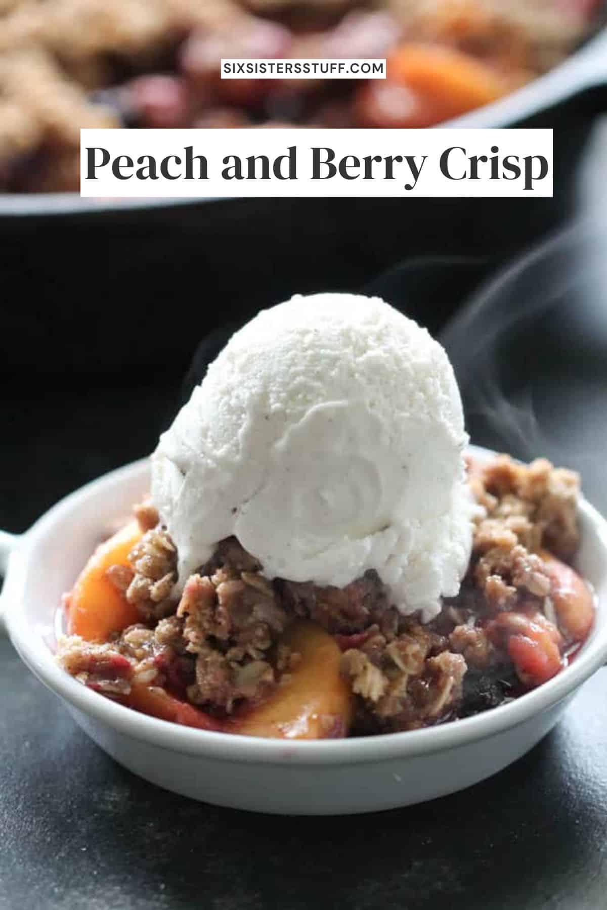 Peach and Berry Crisp Recipe - Six Sisters' Stuff