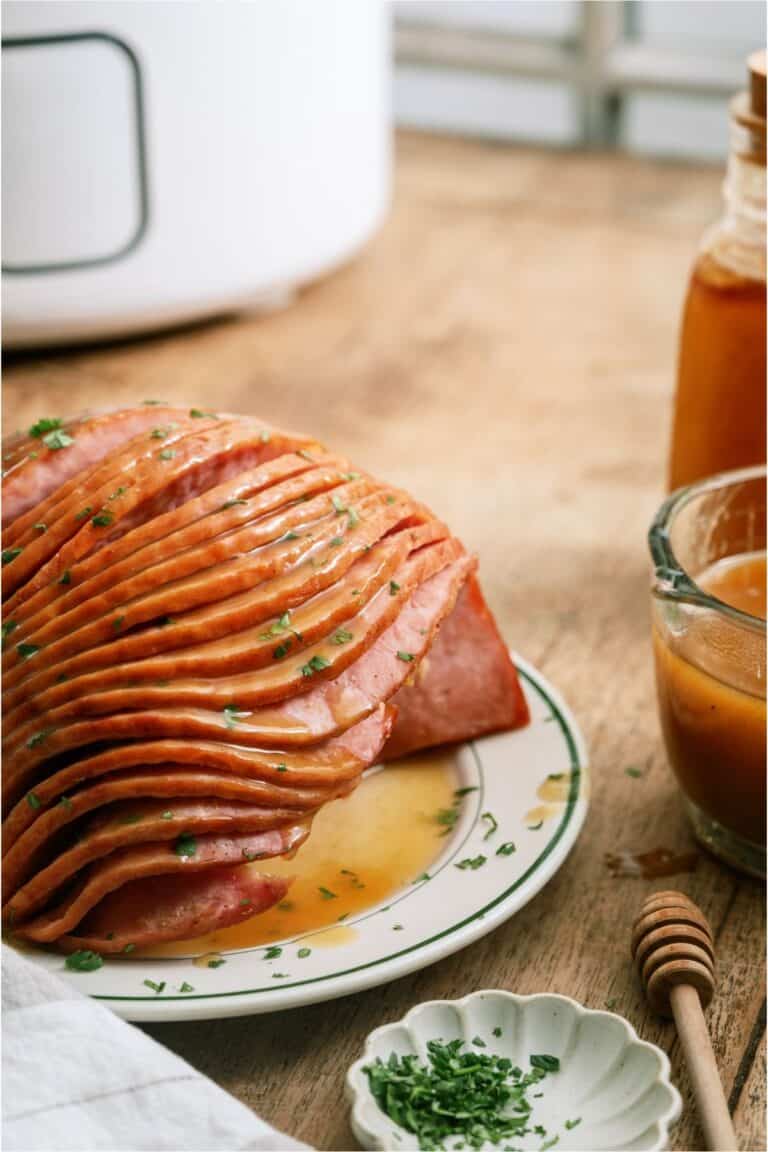 Slow Cooker Honey Baked Ham Recipe - Six Sisters' Stuff