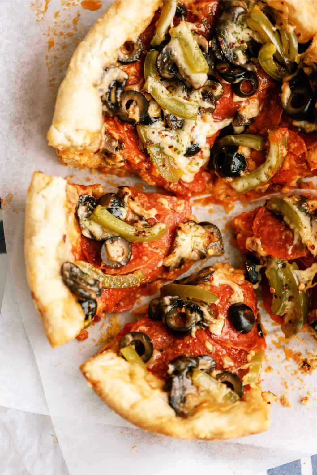 Homemade Pizza Hut Original Deep Dish Pizza Recipe - Six Sisters' Stuff