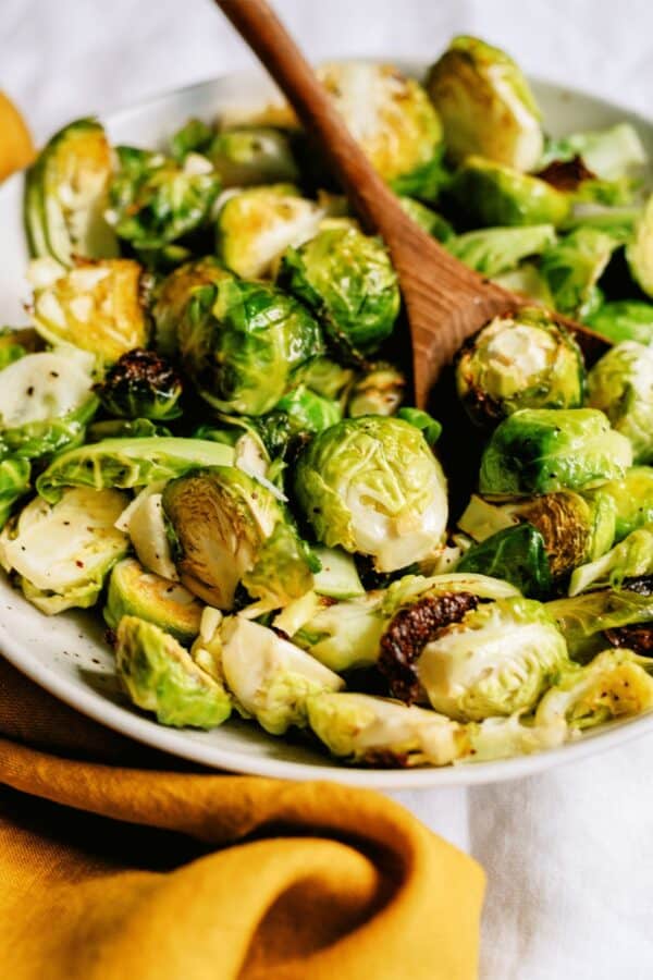 Garlic Roasted Brussels Sprouts Recipe - Six Sisters' Stuff