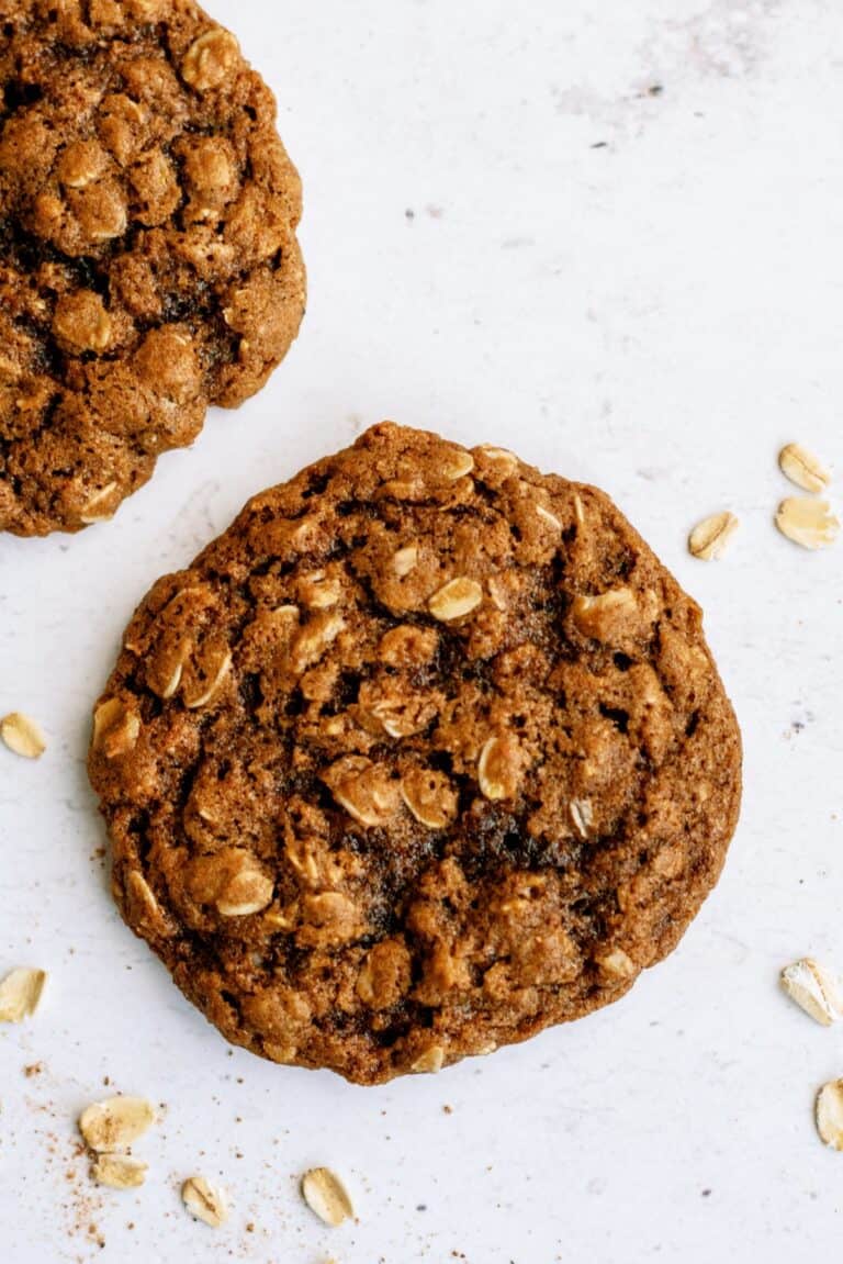 Oatmeal Gingerbread Cookies Recipe - Six Sisters' Stuff