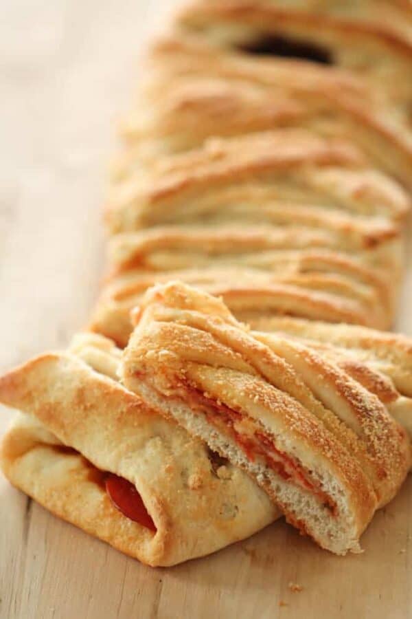 Mummy Pizza Braid Recipe - Six Sisters' Stuff