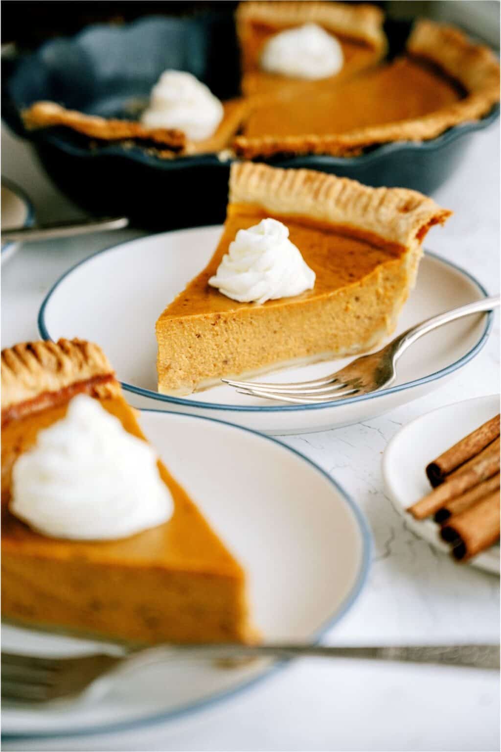 Homemade Fresh Pumpkin Pie Recipe - Six Sisters' Stuff