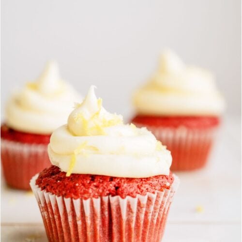Red Velvet Cupcakes Recipe - Six Sisters' Stuff