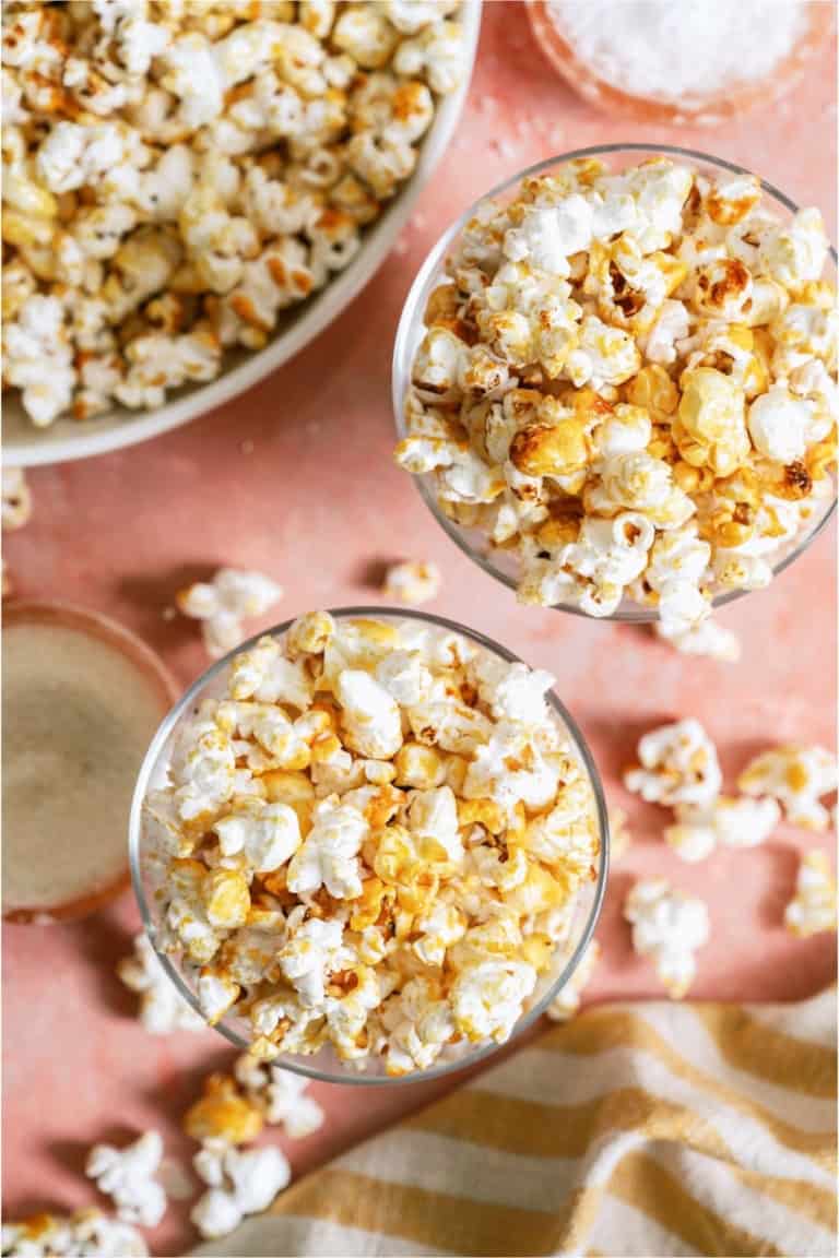 Easy Homemade Kettle Corn Recipe - Six Sisters' Stuff